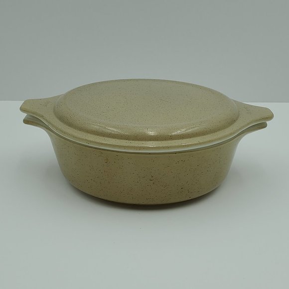 Pyrex | Dining | Pyrex Homestead Tan Brown Speckled Casserole Dish With ...